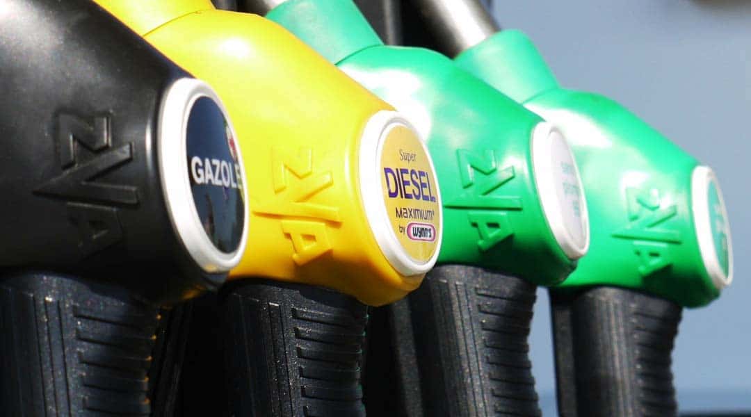 Pourquoi les Prix des carburants augmentent ? | Blog PlaqueandGo